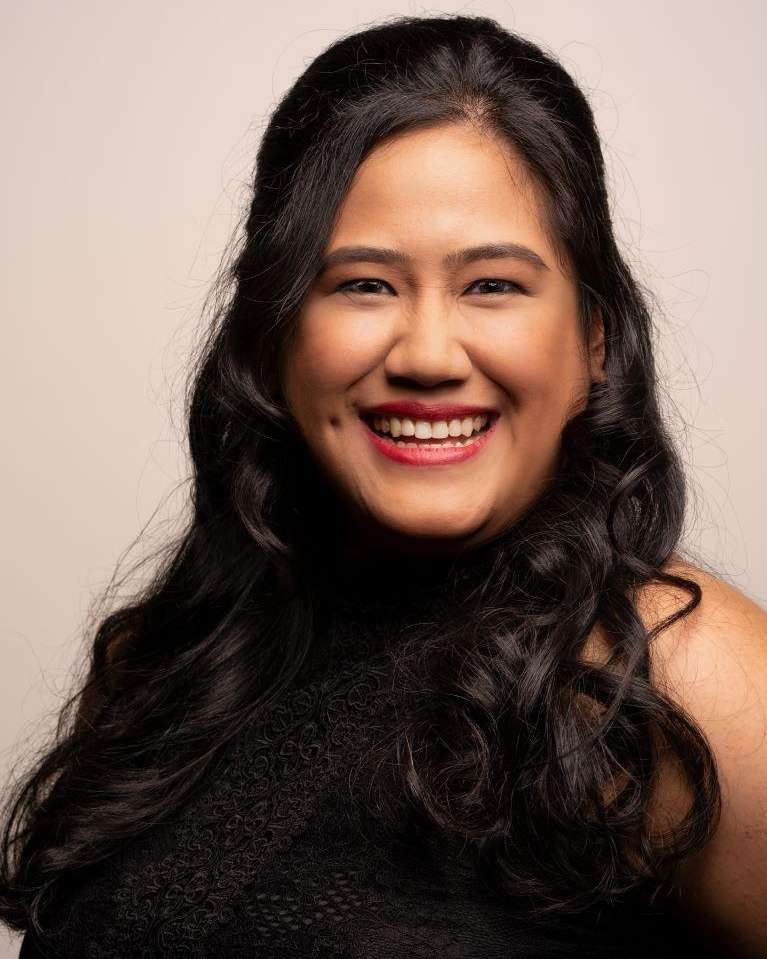 Dentist in Pacifica CA | Desiree Acosta-Agabon